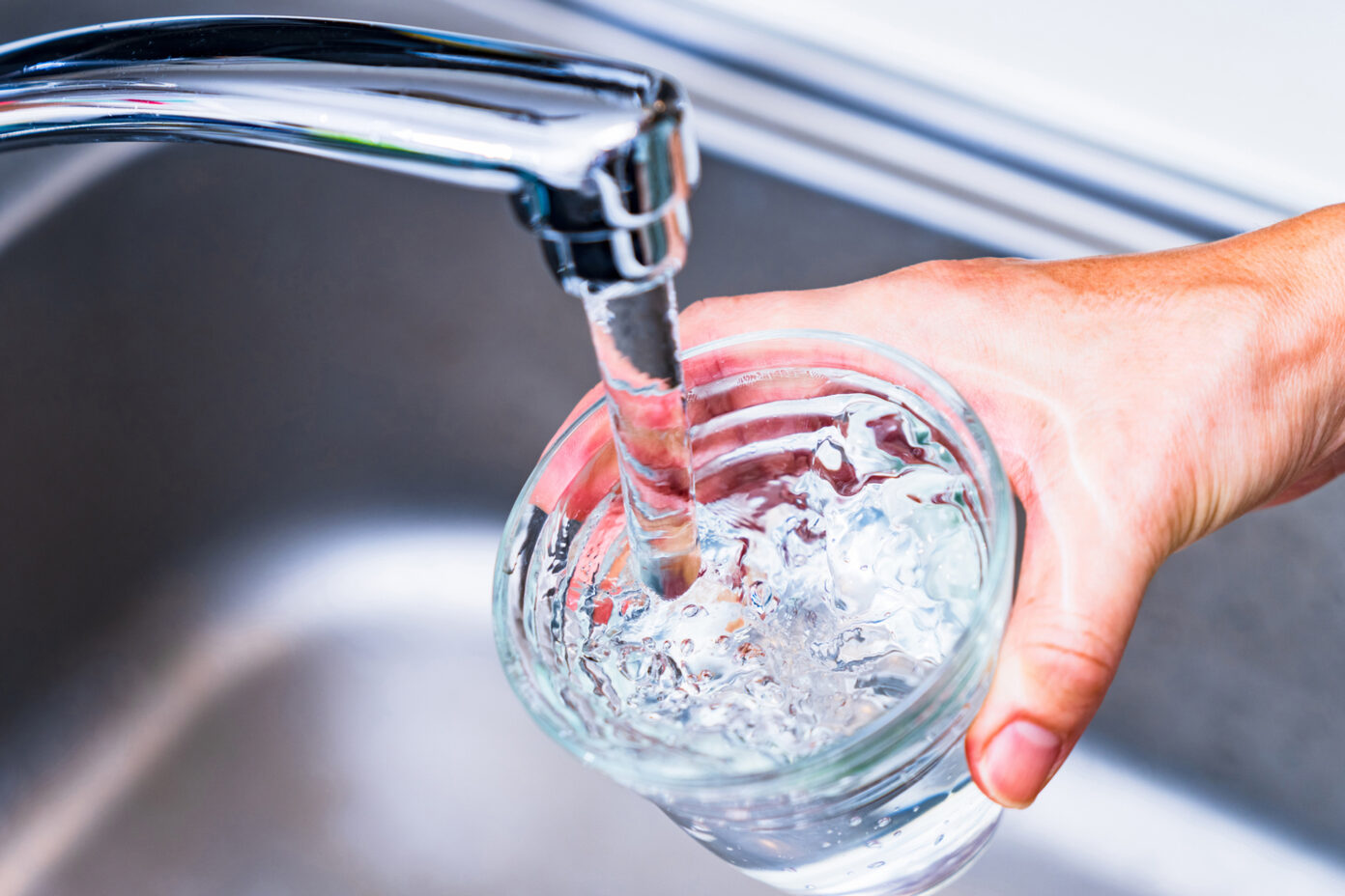 Water Fluoridation: Should We Really Be Questioning Its Safety ...